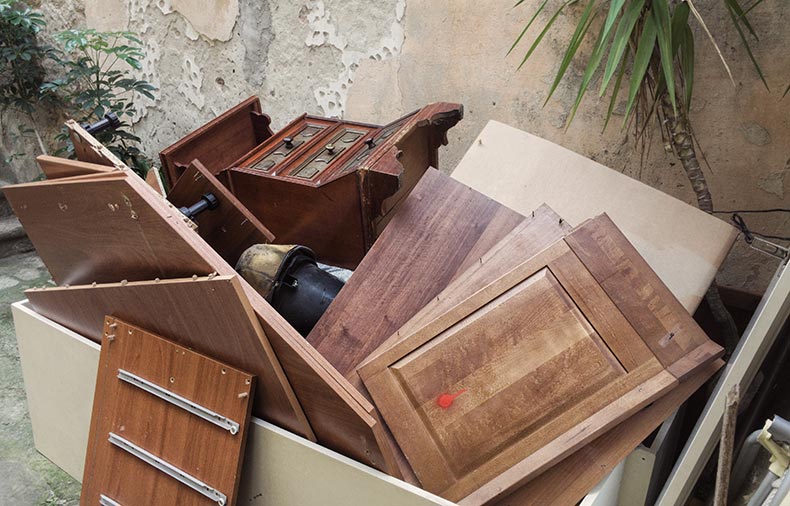 Get The Best Junk Removal Service | uShip Guides